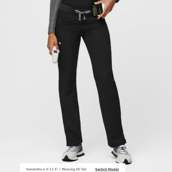 Figs | Pants & Jumpsuits | Figs Kade Cargo Scrub Pants Black | Poshmark
